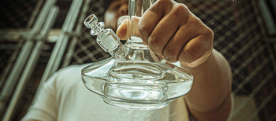 Mini Bongs 101: A Guide For Small Bong Beginners – Glass Bongs Australia